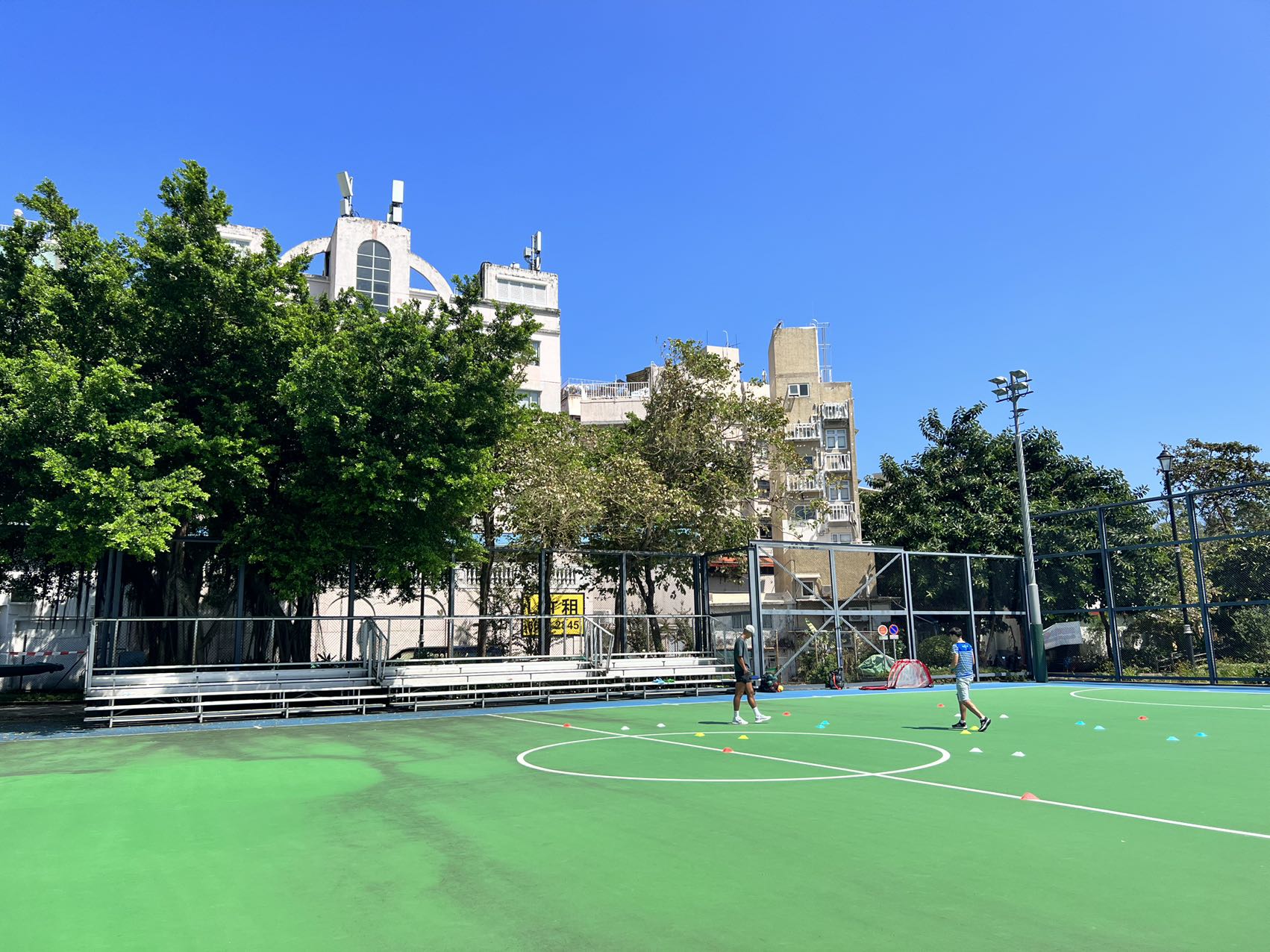 Hard-surface Pitches, Stanley Promenade: ภาพถ่าย, แผนที่ & รีวิว [2024 ...