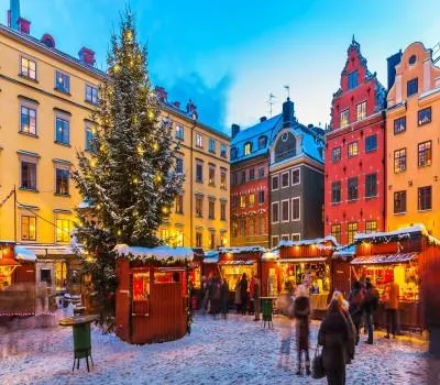 Best places to travel during the Christmas vacations in the U.S.