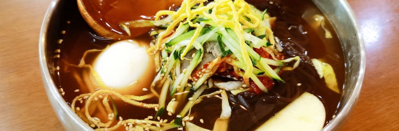 服务大楼冷面(百利城店) (Yanbian University/Yanji Xishichang, Yanji) - Restaurant ...