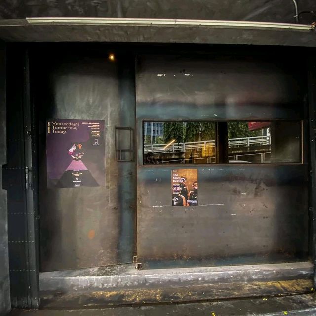 Labyrinth Cafe | Trip.com กรุงเทพฯ