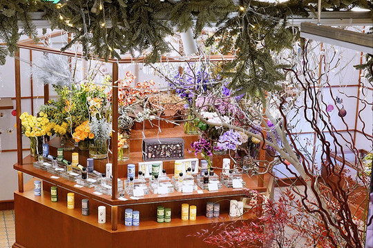 BEAST - Flagship Flower Store & Gallery | Trip.com Shanghai