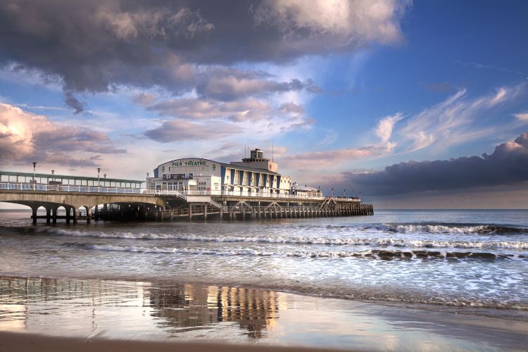 Best Hotels with Pools in Bournemouth | Trip.com