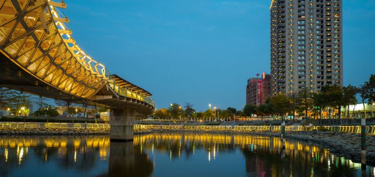 Kaohsiung Arena/Ruifeng Night Market Travel Guide 2024 - Things to Do ...