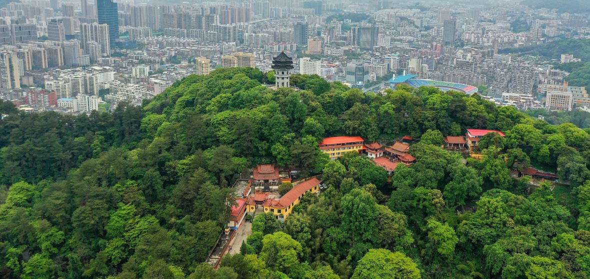 Things to do in Longyan Railway Station/Wanbao Plaza (2025): Top nearby ...