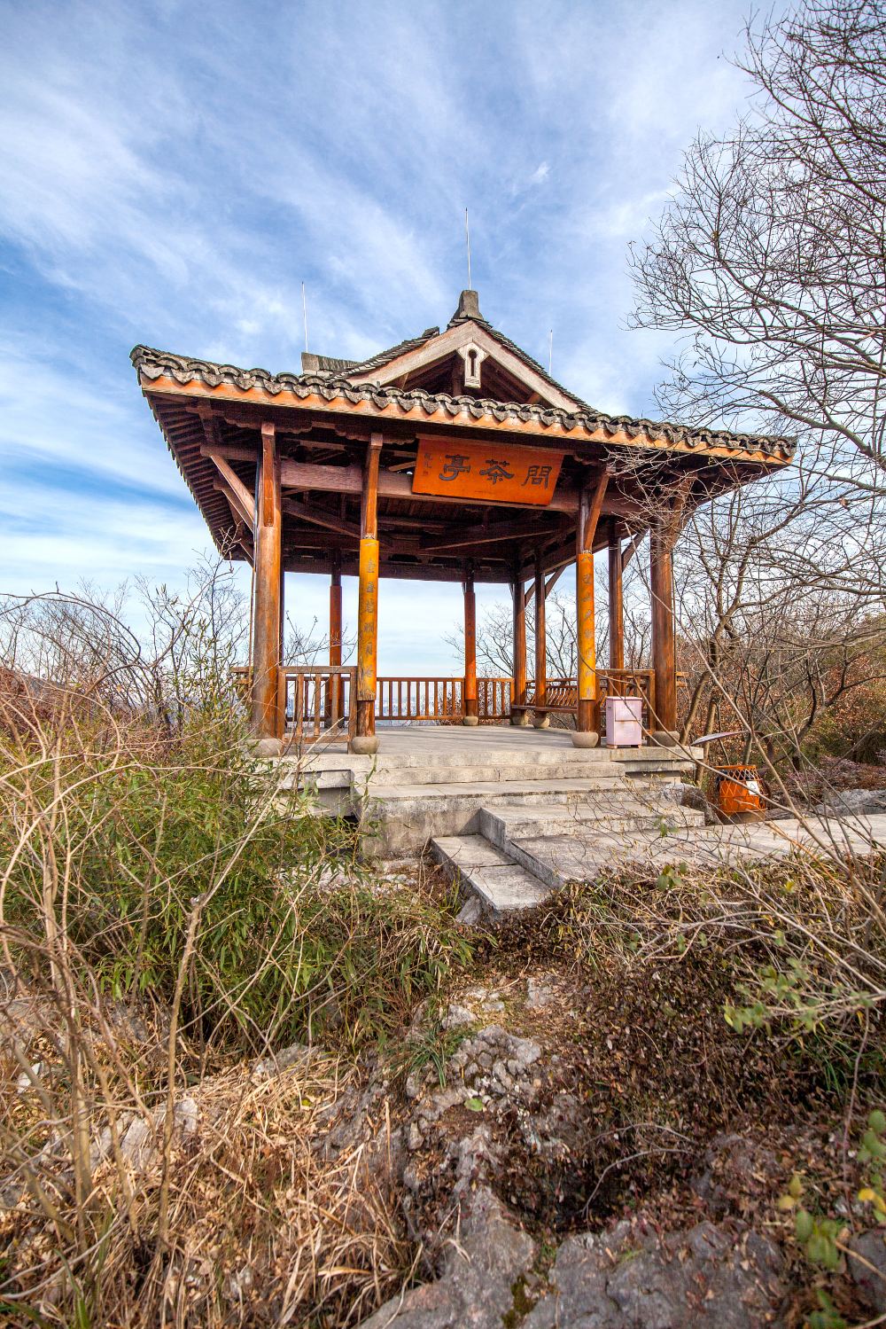 Hangzhou guided tours with live guide (private 1-on-1 accompanying ...
