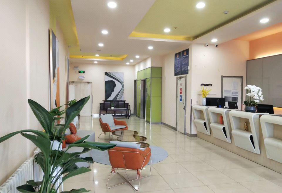 Beijing Shell Apartment (Beijing West Railway Station Lize Business ...