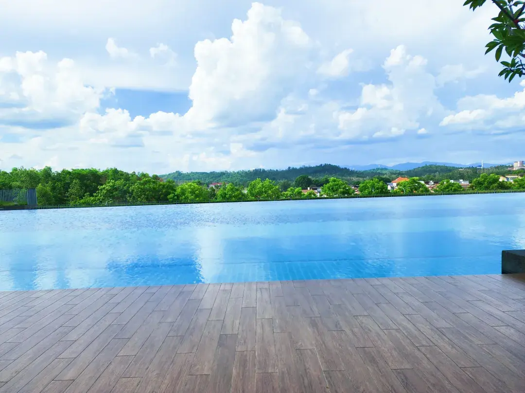 Klia Lili Residensi 5+2 Pax With Splendid Pool - Sepang