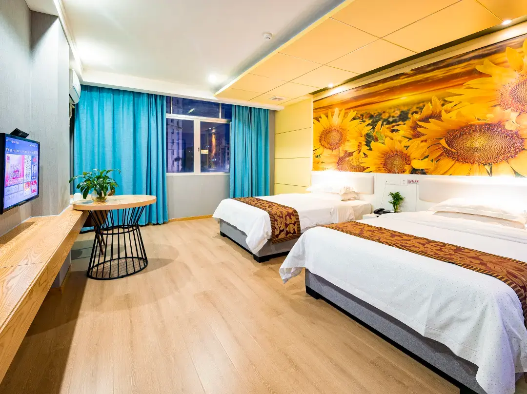 Lanli Lily Hotel - Yangjiang