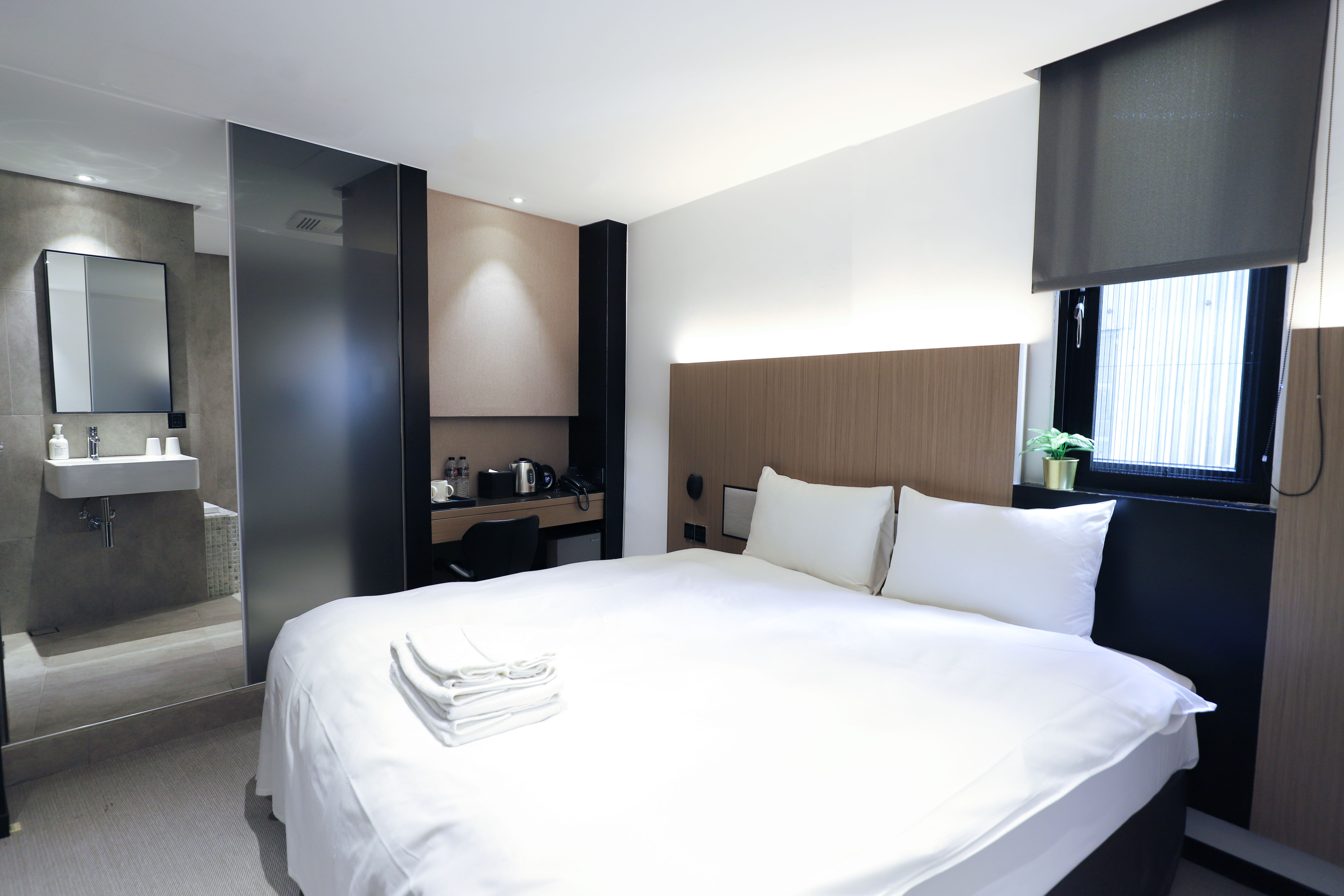 Slow Town Hotel-Glowing in Taichung | 2024 Updated prices, deals ...
