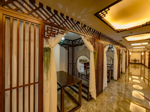 Aixinchao Theme New Chinese Hotel) - Chengdu