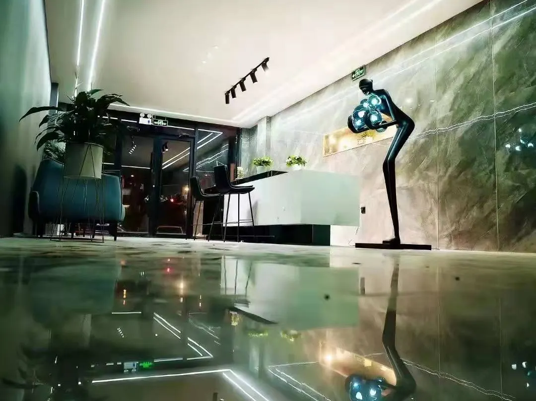 Not Going Home Tonight Hotel - Tieling