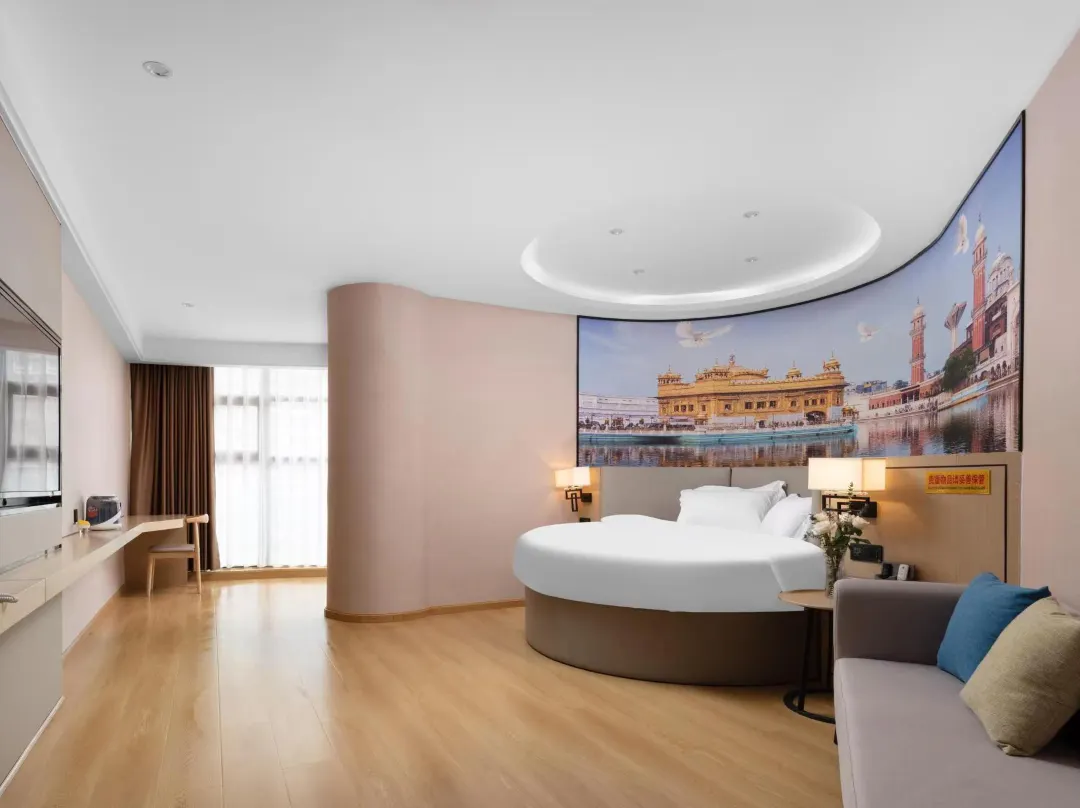 Yibin Four Leaf Hotel - Yibin