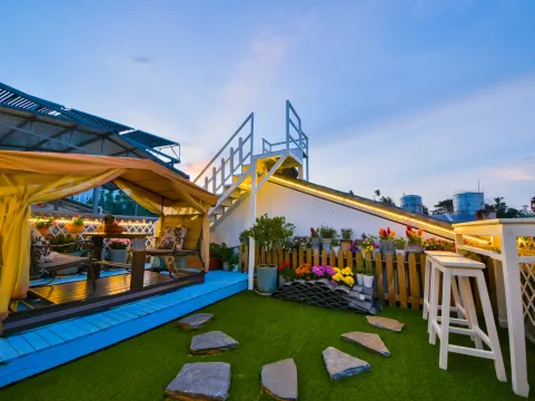 Chenxing Xiaoyuan Light Luxury Homestay - Dali