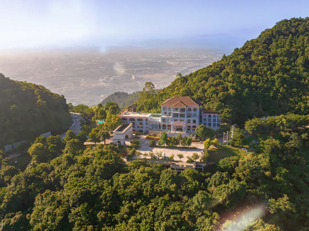 Shili Mingyue Resort Hotel - Taiwan