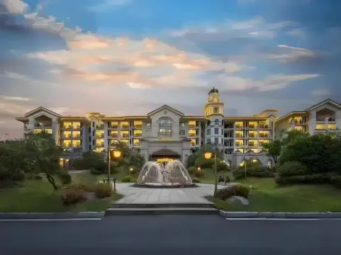 Phoenix Lake International Resort Hotel - Quzhou