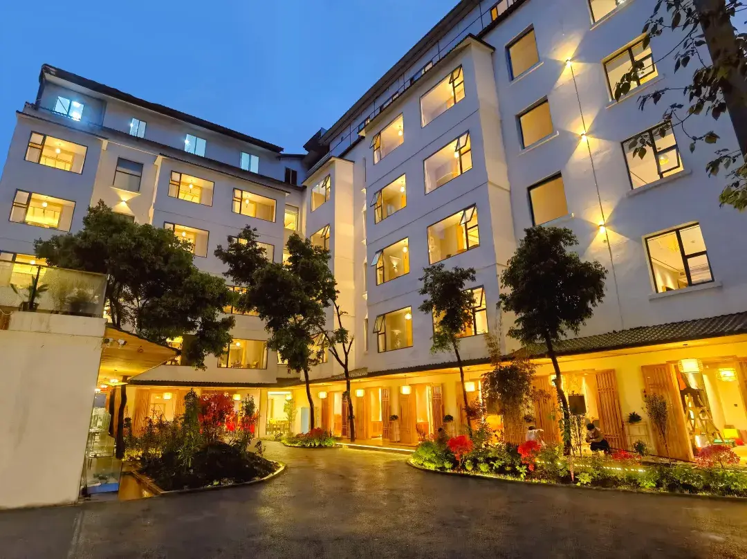 Fengyin Tianjiao Hotel (Chengdu Qianfeng Road Subway Station） - Chengdu