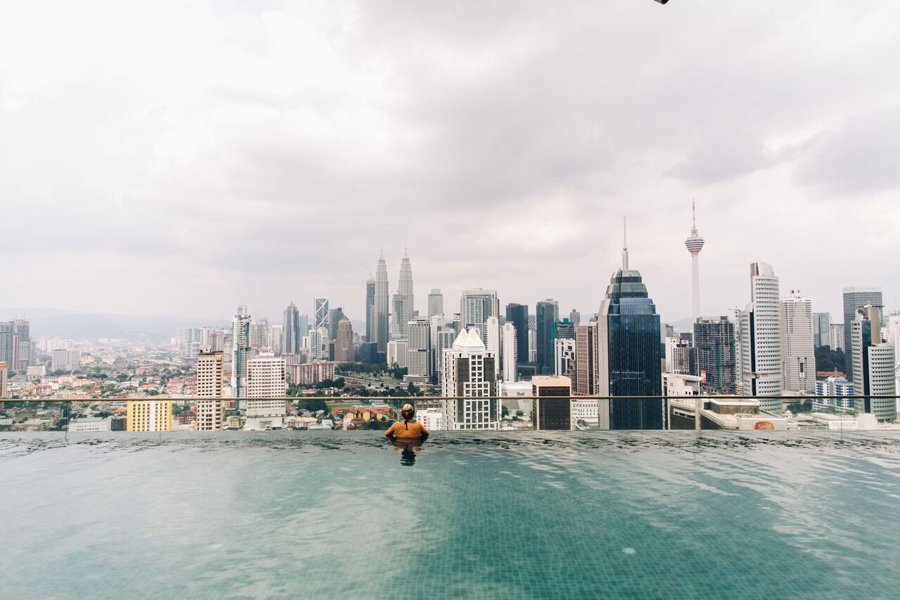 Regalia Residence The Sky Pool Suite - The Stay Hub in Kuala Lumpur ...