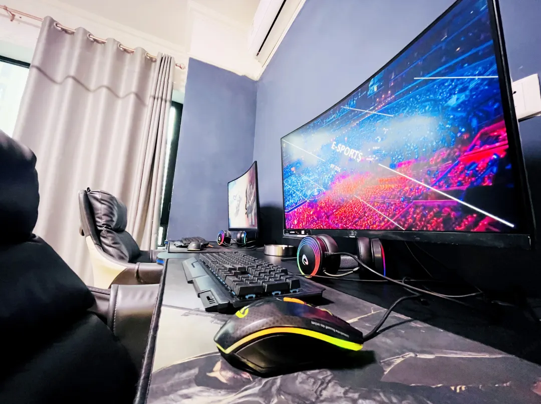 Chaowan Light Luxury E-sports Hotel - Dongguan