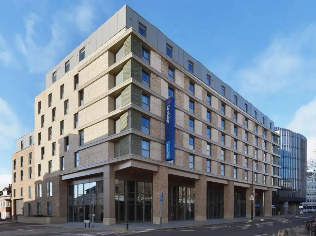 Travelodge London Wimbledon Central - London