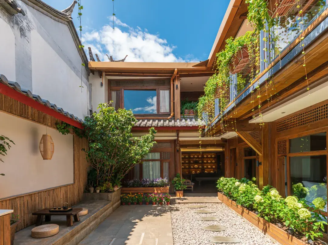 Yin Shu Si Ren Dujiatingyuan - Lijiang