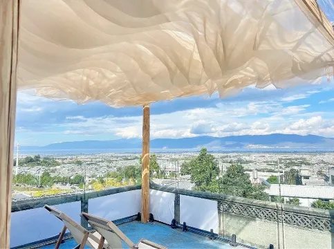 Canghai Light Luxury Homestay - Dali