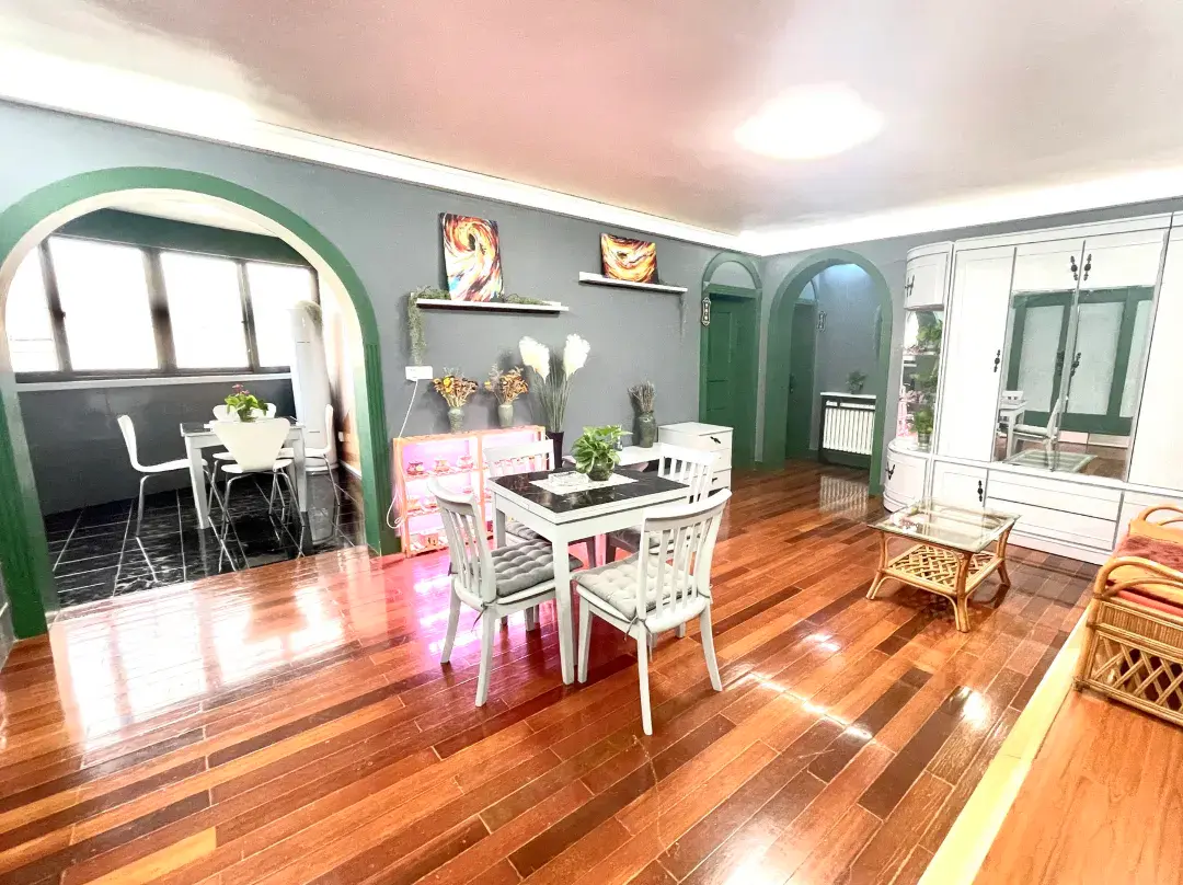 Shanghai Shikumen Culture Homestay - Shanghai