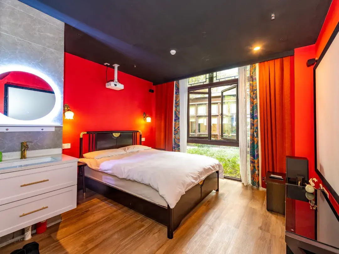 Gather Together Youth Shadow Shop - Nankin