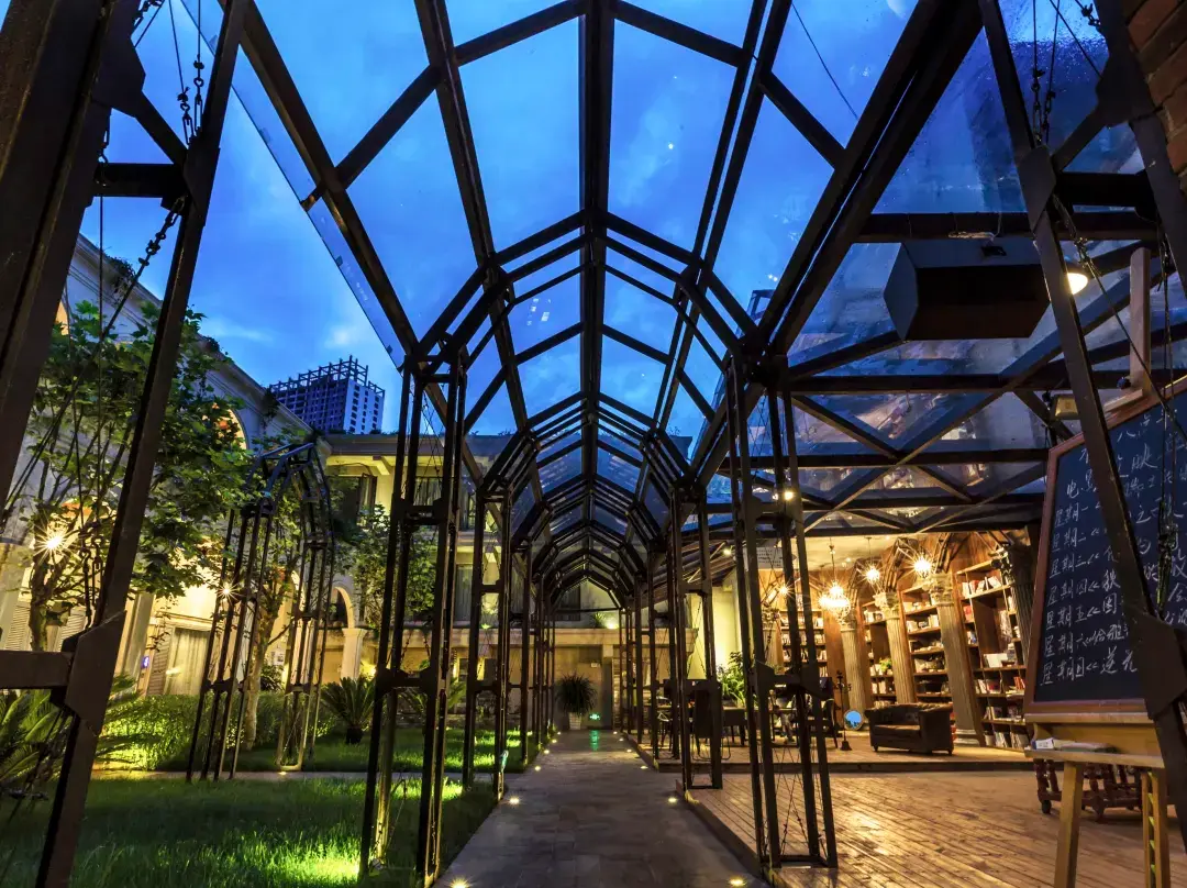 Olive Commune 1911 French Garden Hotel - Kunming