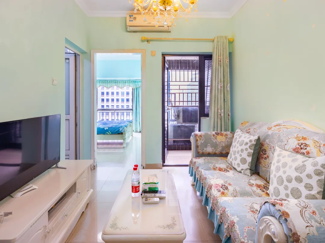 Jingji Yibai Lianjia Apartment Hotel - Hong Kong