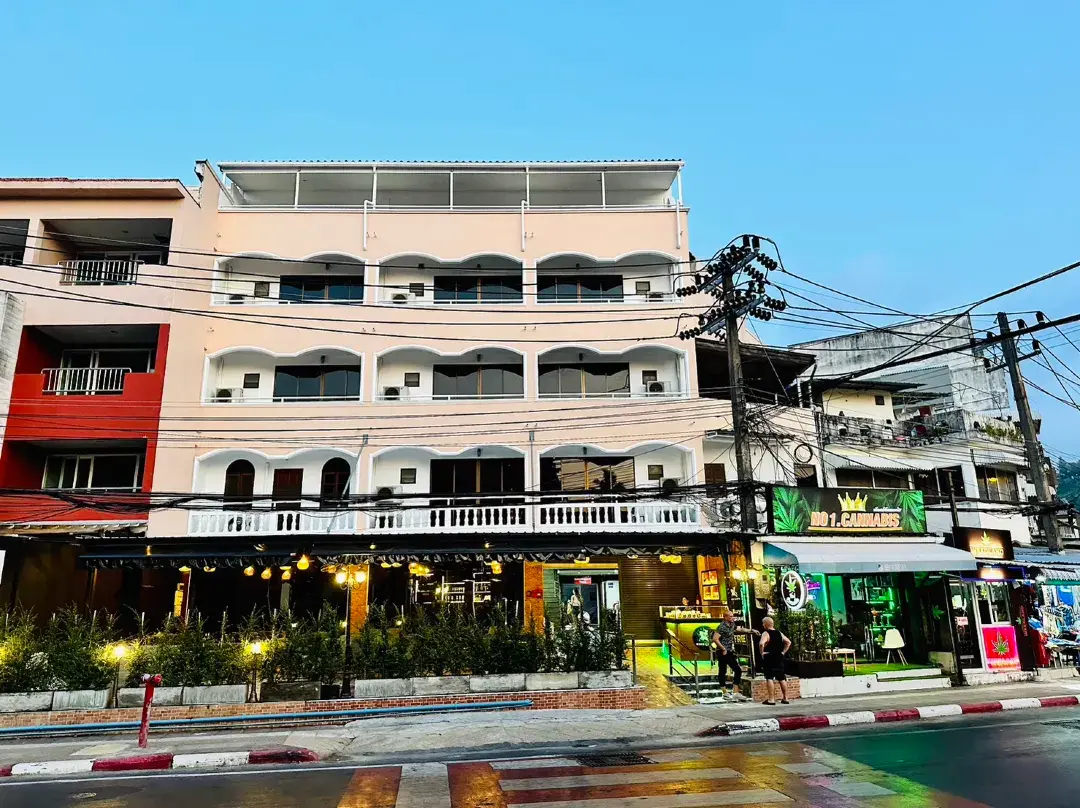 Lime Hotel - Patong Beach