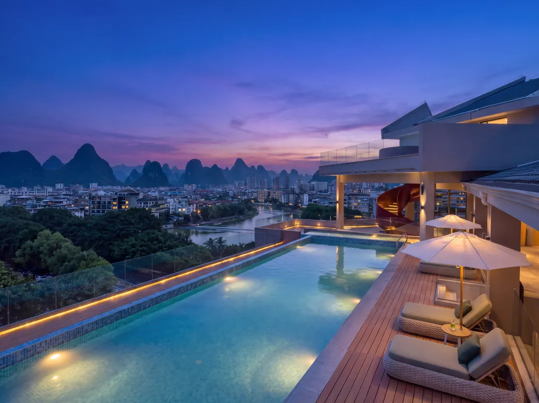 Orange Crystal Hotel（classic British Style, Excellent Location, Close To Major Scenic Spots） - Guilin
