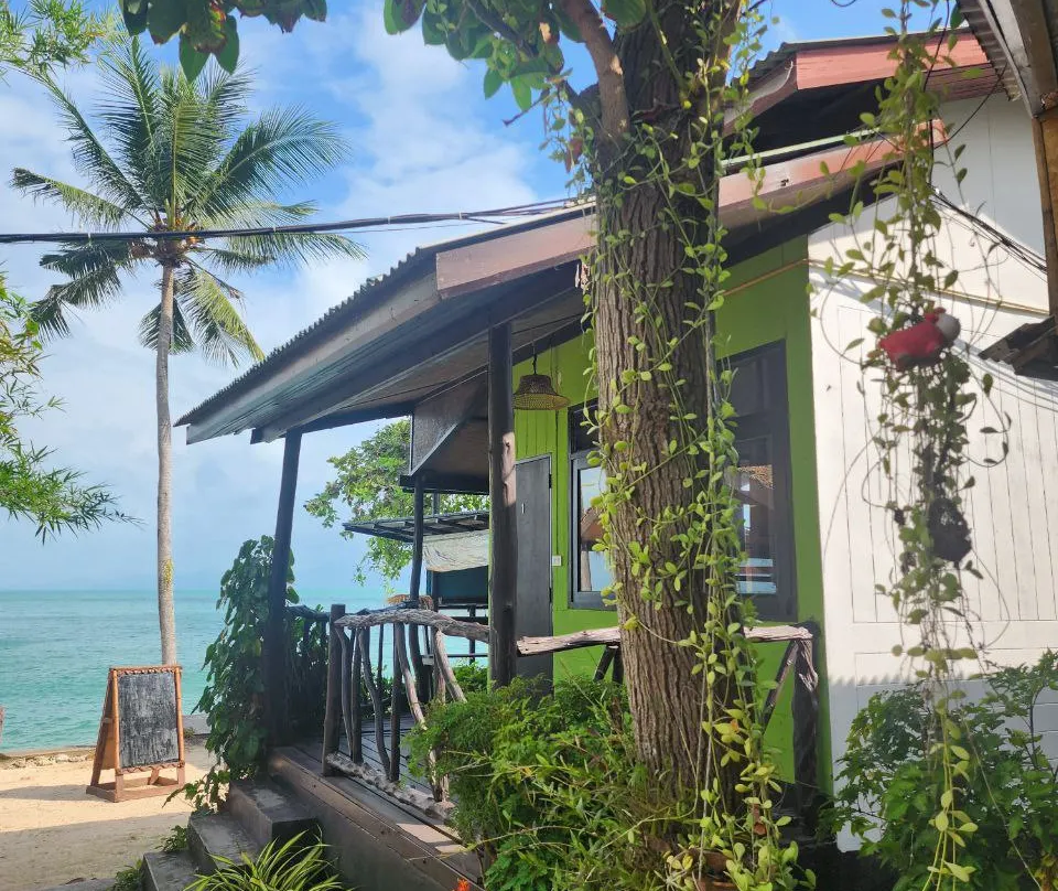 A Little Bungalows By Beach - Ko Pha-ngan