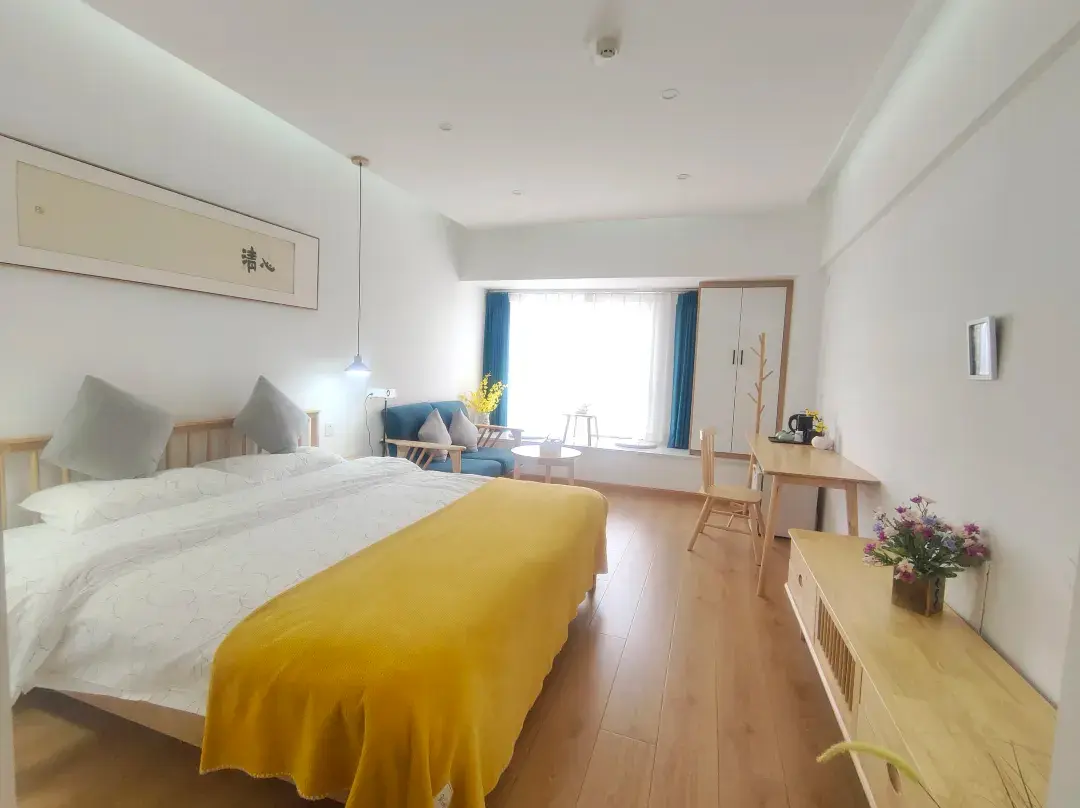 Aqing Apartment - Kunming