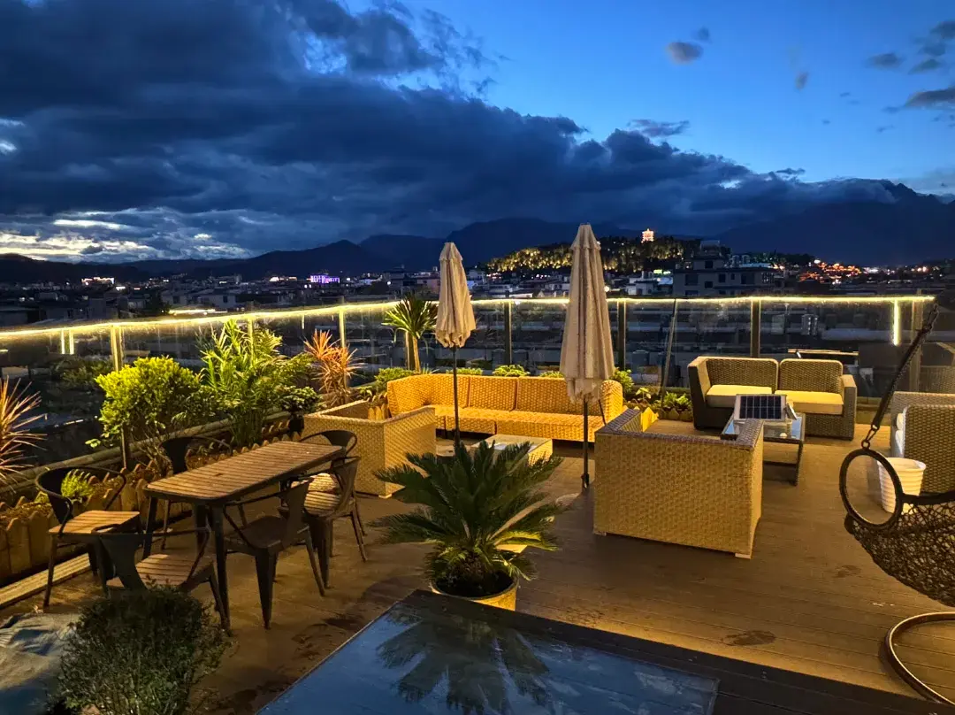 Xiyu Business Travel Hotel - Lijiang