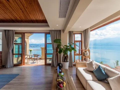 Limao Huanhai Lake View Courtyard - Dali