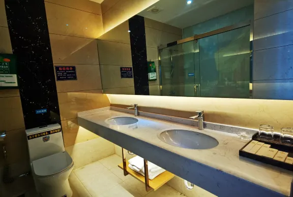 Maoming Victoria Hotel Huazhou Hedong Yanjiang East Road Dongdi Branch ...
