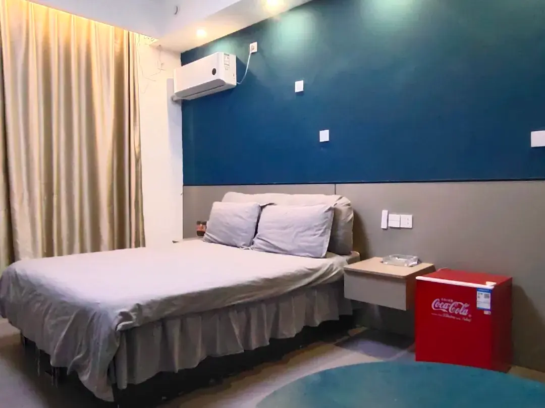 Anyang Red Gate Hotel - Anyang