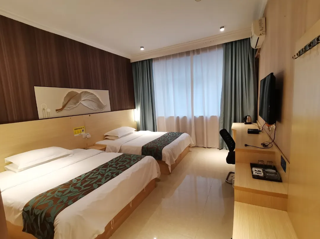 Baise Huafeng Business Hotel - Baise