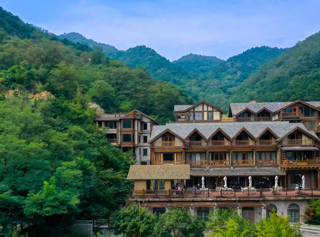 Jiuru Mountain Nomanbao Life Scene Hotel - Jinan