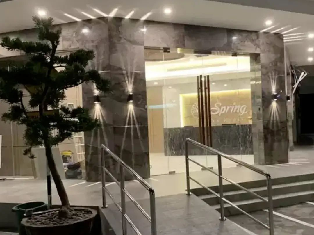 Spring Season Hotel - Muar