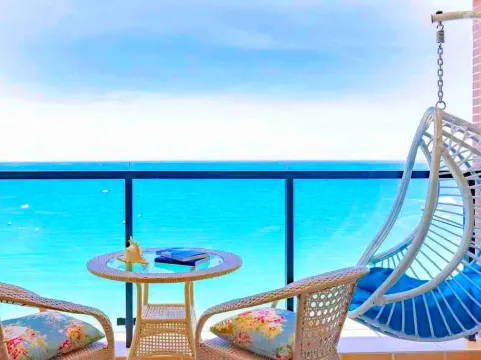 Beibu Bay No.1 Pinxi Seaview Art Design Seaview Resort Apartment - Beihai