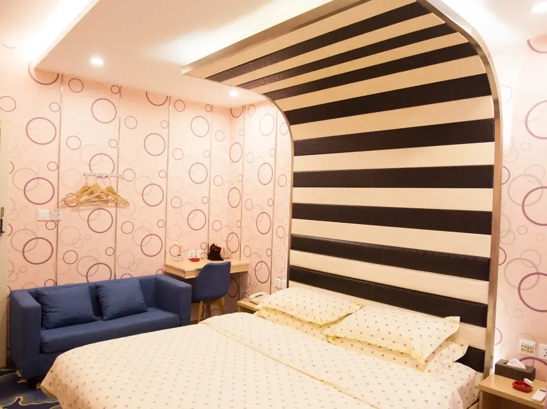 Pinkehuai Fashion Hotel - Qujing