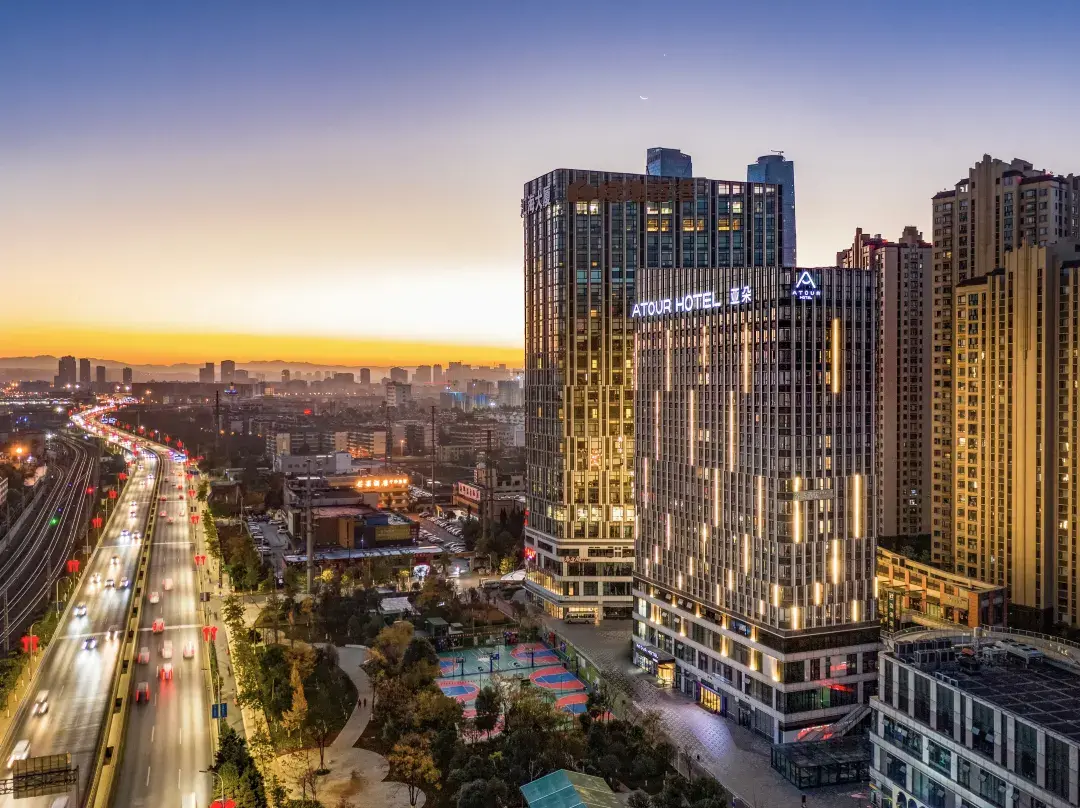 Atour Hotel Kunming Xishan Wanda Plaza  Railway Station - Kunming