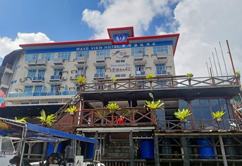 Wave View Hotel, เซมปอร์นา - ได้รับส่วนลดสูงสุด | Trip.com