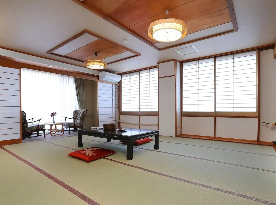 Raki Onsenryokan - Nagano Prefecture, Japan