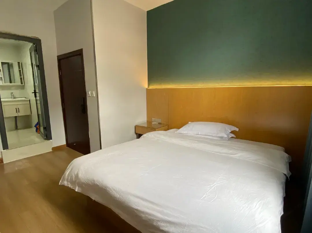 Hongrui Express Hotel - Yuxi