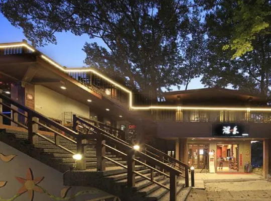 Hushan Hotspring - Dahu Township