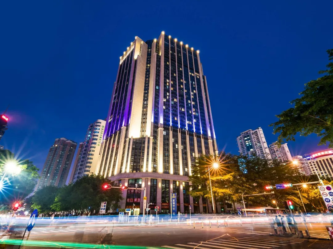 She & He International Apartment - Hong Kong