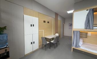 Le Chao Youth Hostel, Yangzhou: 2026 Deals | Trip.com