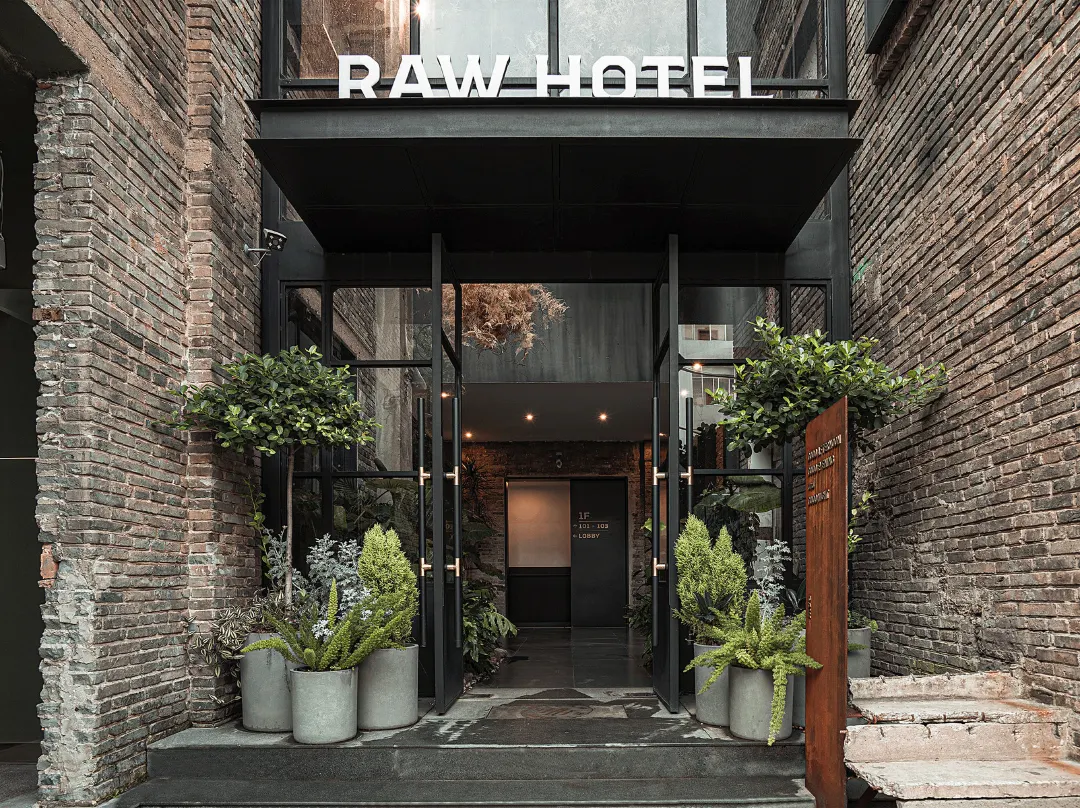 Raw Hotel - Kunming